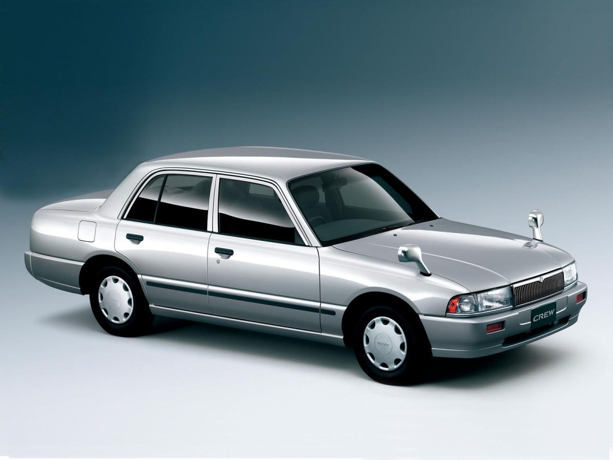 Nissan Crew (K30) 2.0 i 12V (130 Hp) Automatic